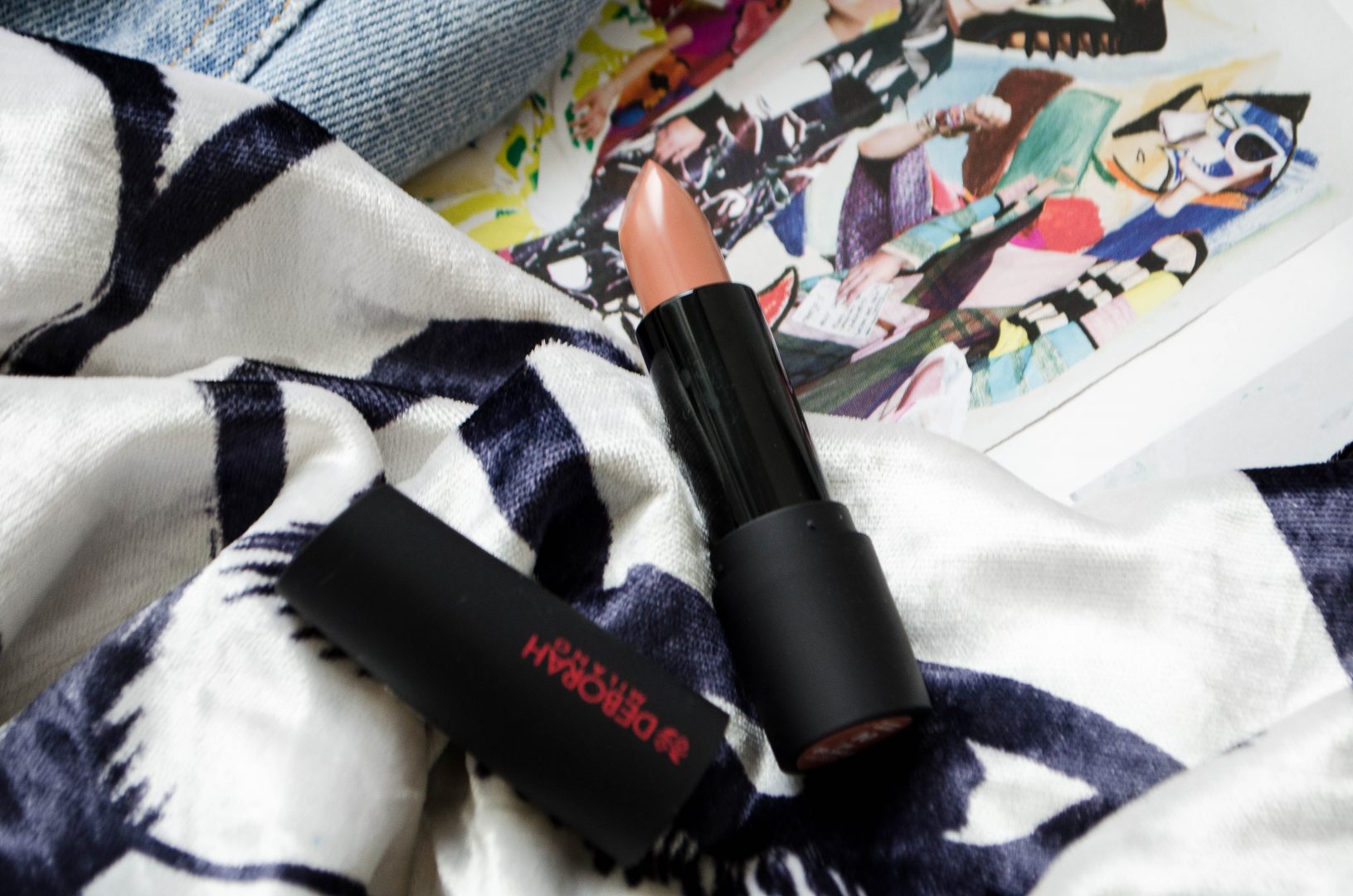 Deborah Atomic Red Mat karmini - Beauty Bang Theory